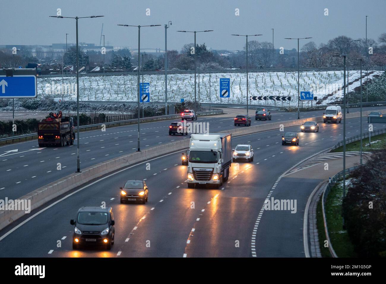 Taplow, Buckinghamshire, UK. 12th December, 2022. The M4 Smart Motorway ...