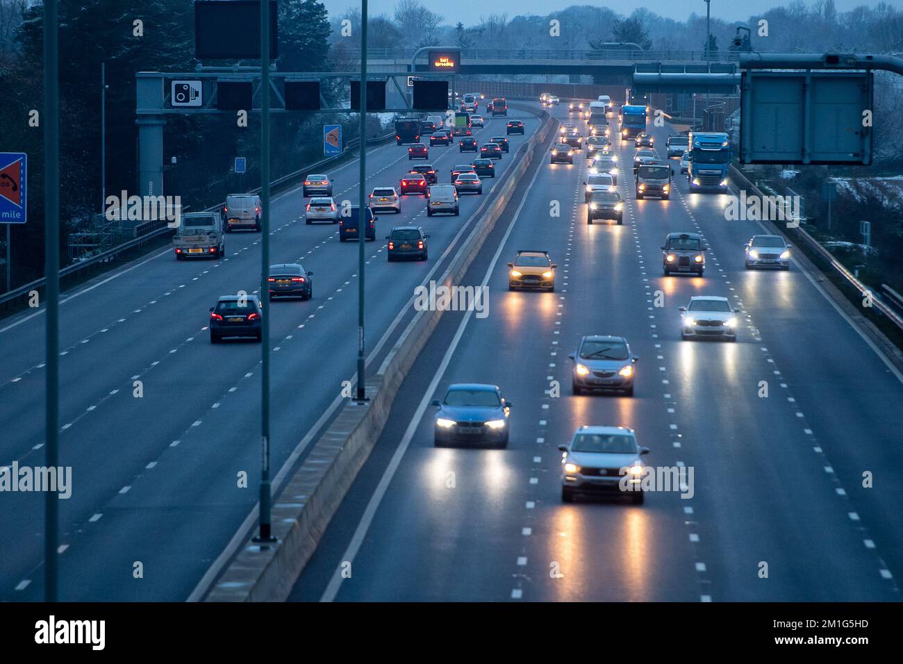 Taplow, Buckinghamshire, UK. 12th December, 2022. The M4 Smart Motorway ...