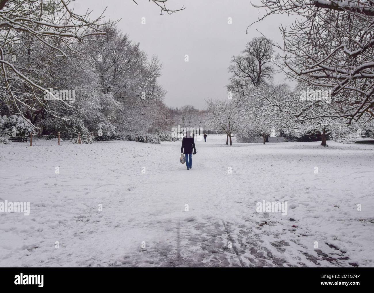 London, UK. 12th December 2022. Regent's Park covered in snow as ...