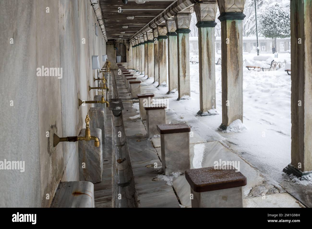 Fountains in Sultanahmet Mosque , place of ablution Stock Photo - Alamy