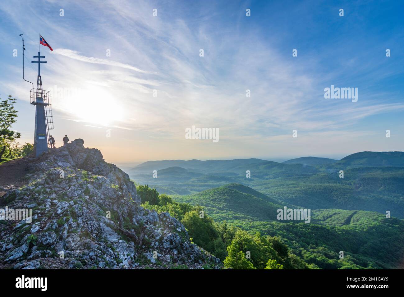 Solosnica (Breitenbrunn): summit Vapenna, sunrise, forest, mountains ...