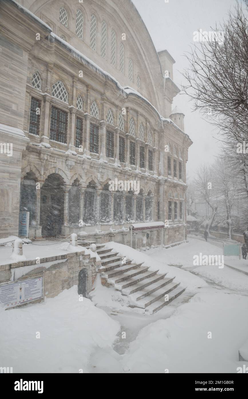 Historical nuriosmaniye mosque on snowy istanbul day Stock Photo - Alamy