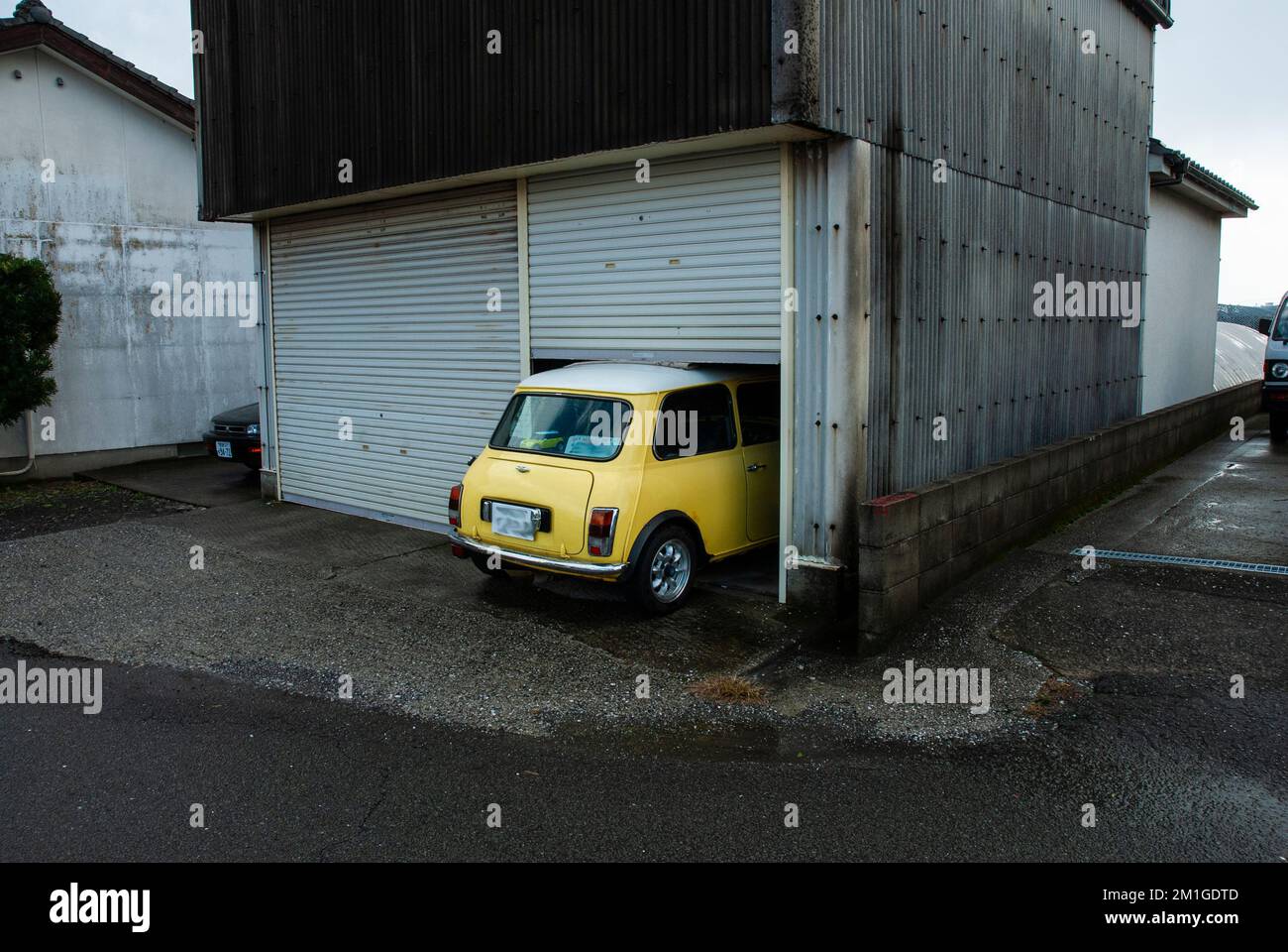 Tiny car japan hi-res stock photography and images - Alamy