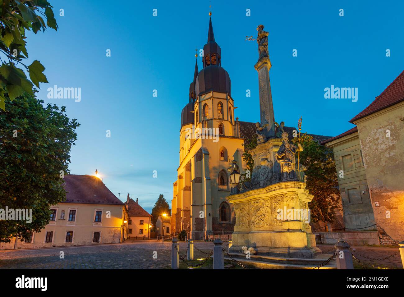 Trnava (Tyrnau): St. Nicholas's Church (kostol sv. Mikuláša), Marian ...