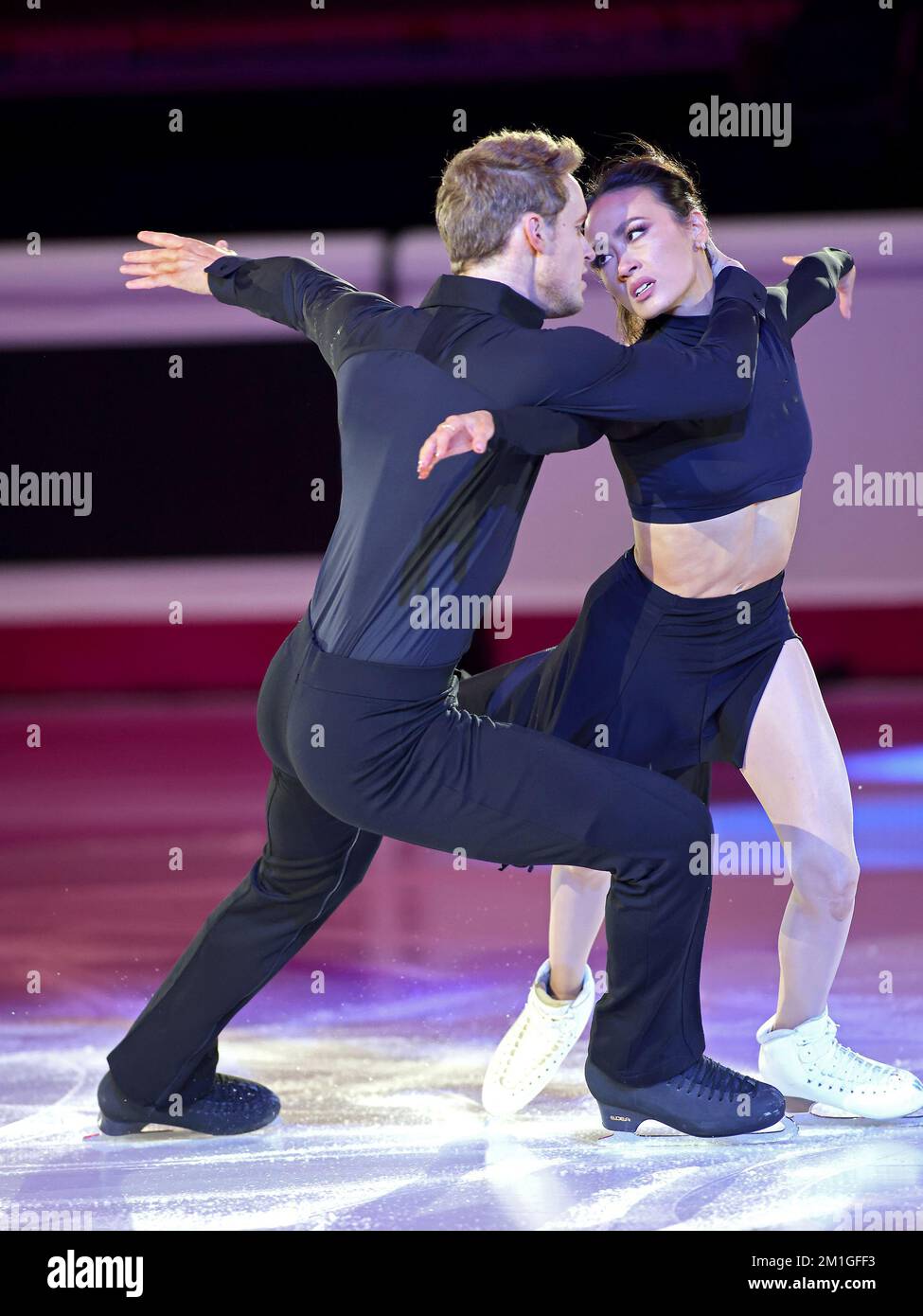Turin, Italy. 11th Dec, 2022. Madison Chock and Evan Bates (USA ...
