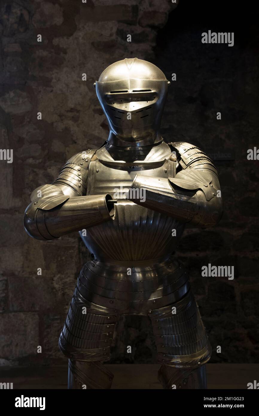 Knights tower of london hi-res stock photography and images - Alamy