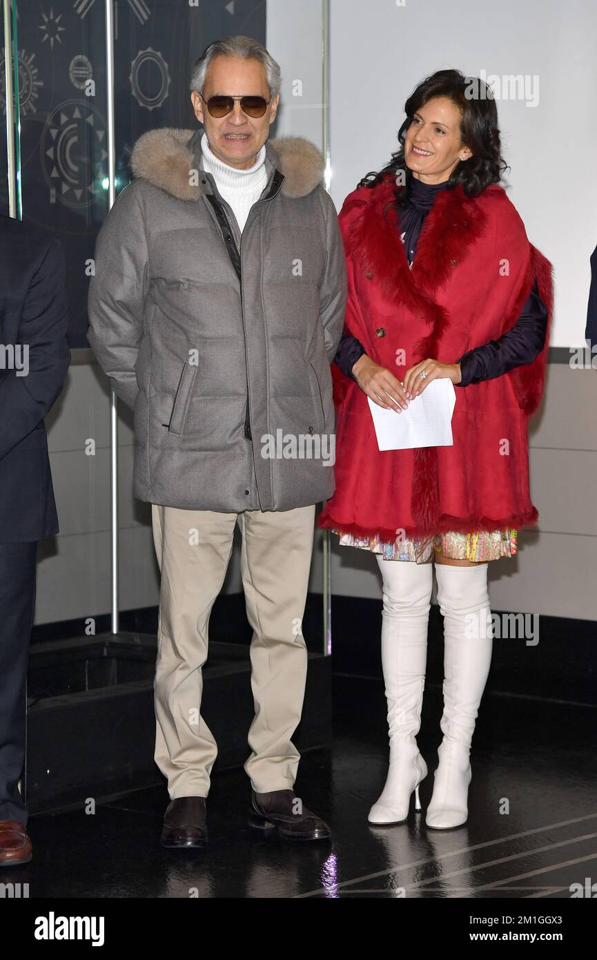 New York, USA. 12th Dec, 2022. (L-R) Italian tenor Andrea Bocelli and ...
