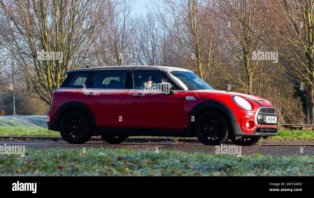 Red mini cooper classic hi-res stock photography and images - Alamy