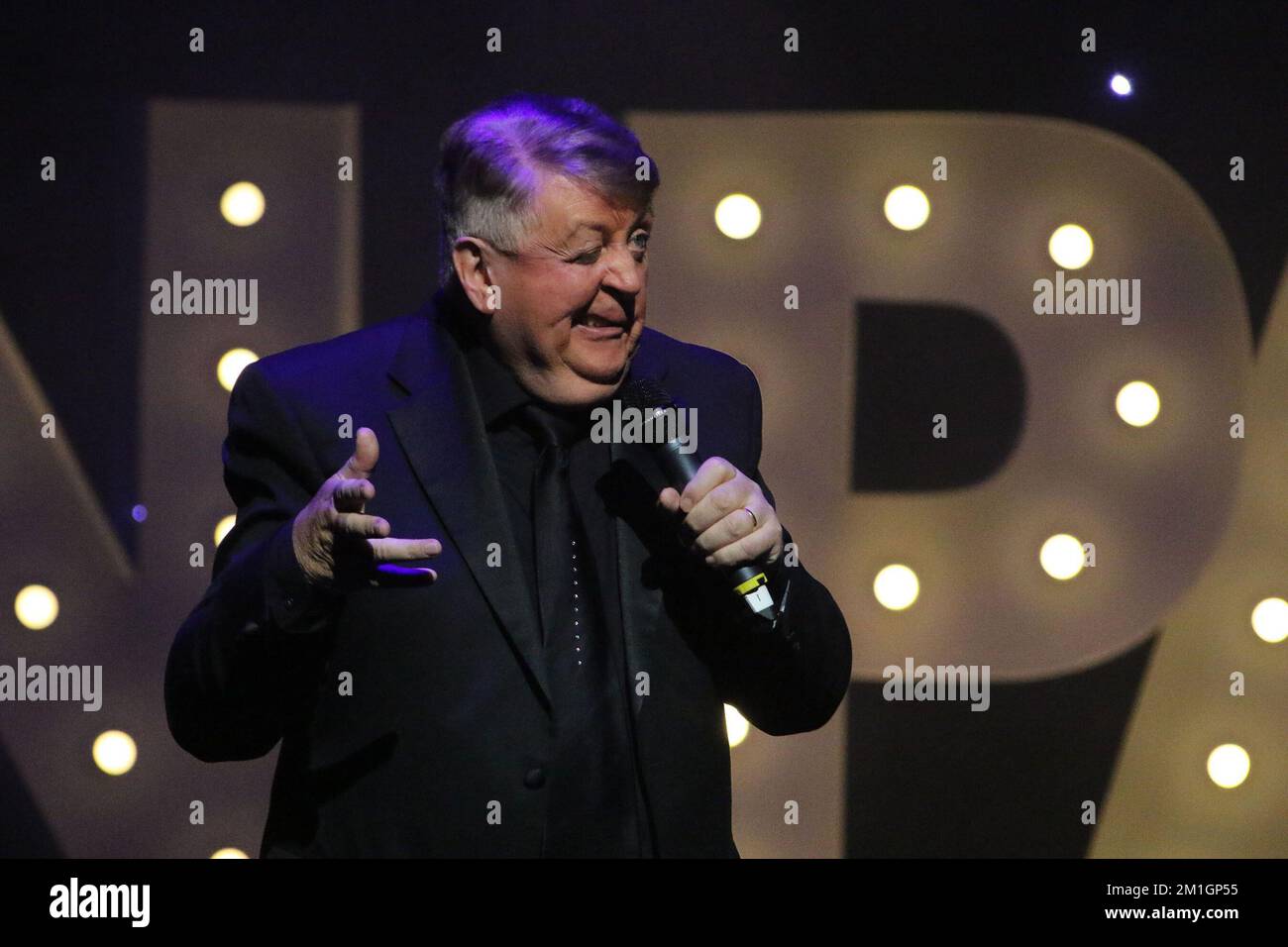 Scottish artist and tv presenter hi-res stock photography and images ...