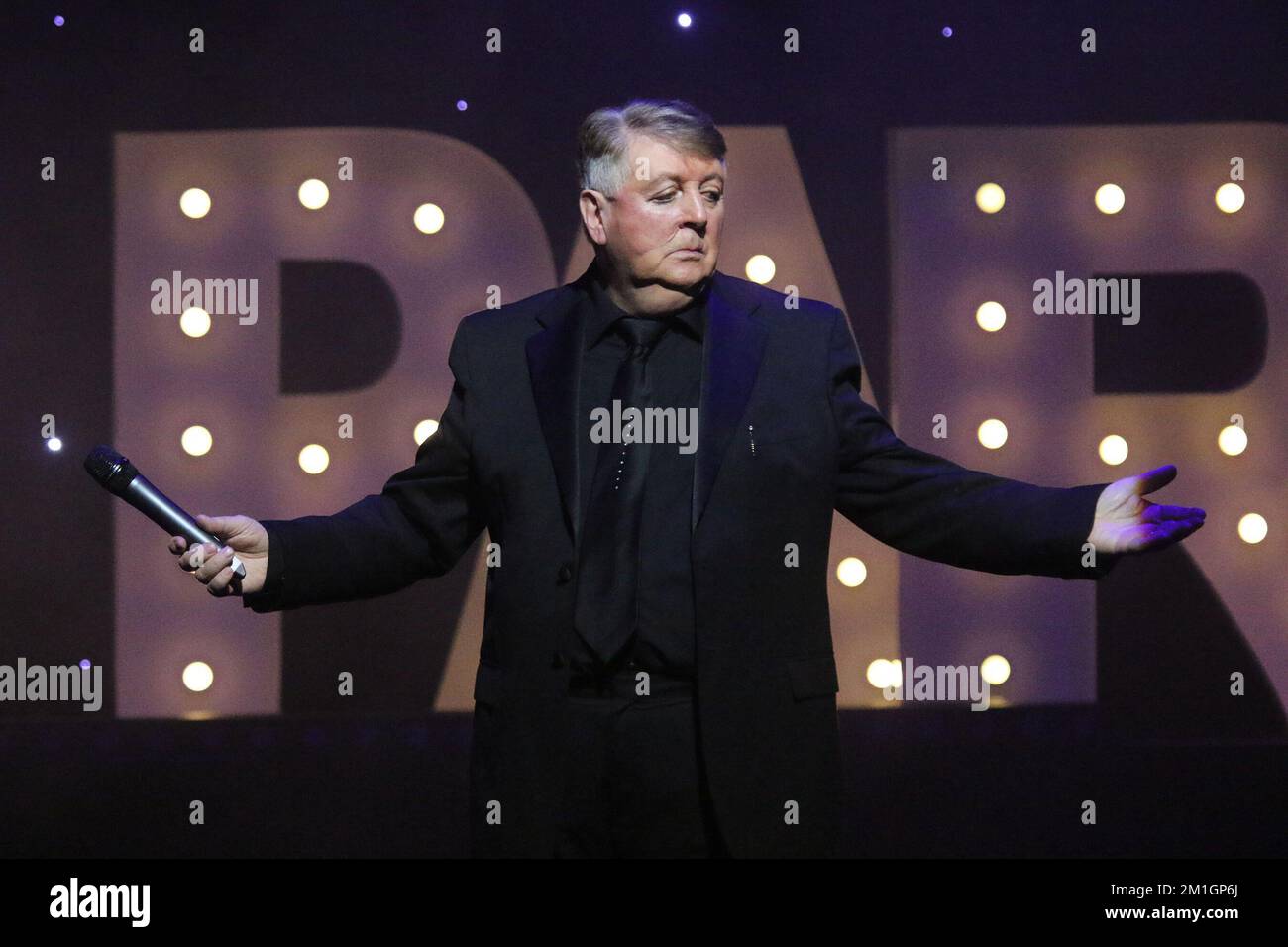 Scottish artist and tv presenter hi-res stock photography and images ...