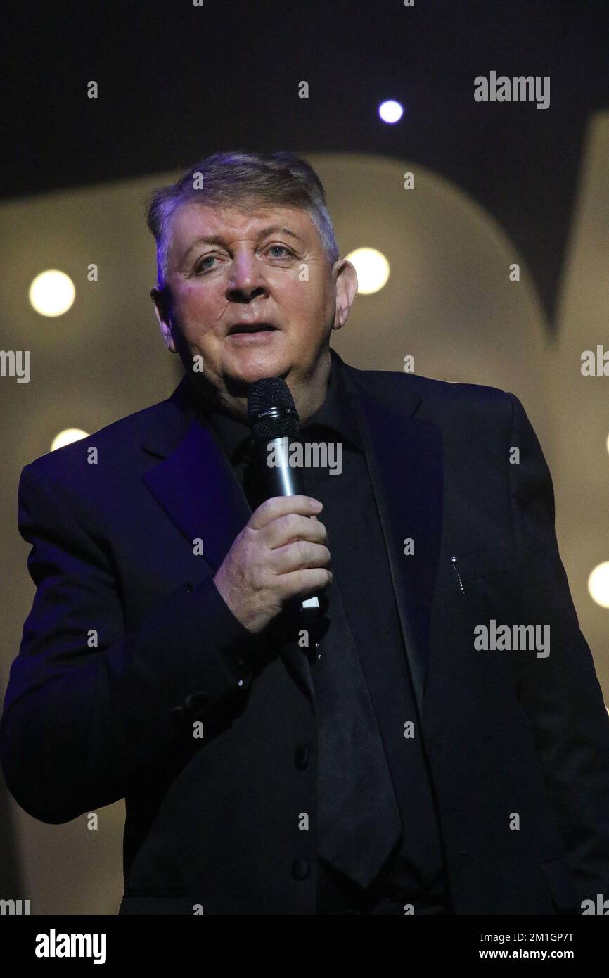 Scottish televison presenter hi-res stock photography and images - Alamy