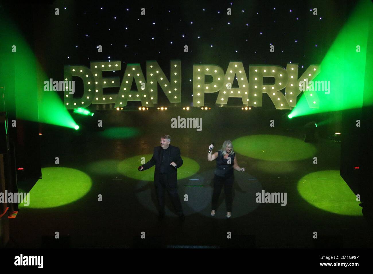 Scottish artist and tv presenter hi-res stock photography and images ...