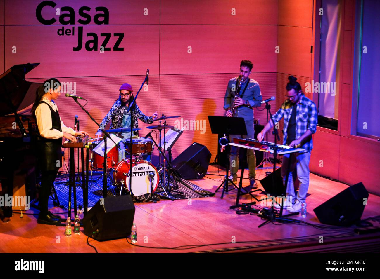 Perfprmace hi-res stock photography and images - Alamy