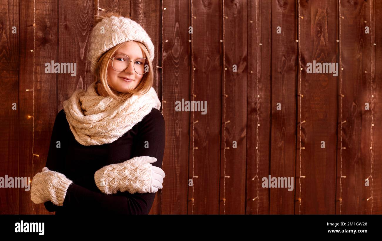 Winter clothes knitted hat hi-res stock photography and images - Alamy
