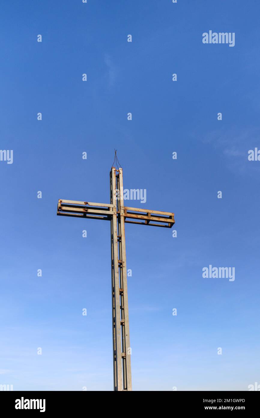 Cross generator hi-res stock photography and images - Alamy
