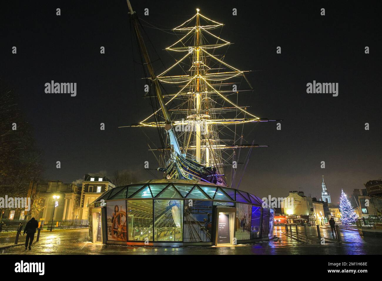 London, UK. 12th Dec, 2022. The historic Cutty Sark, an old tea clipper ...