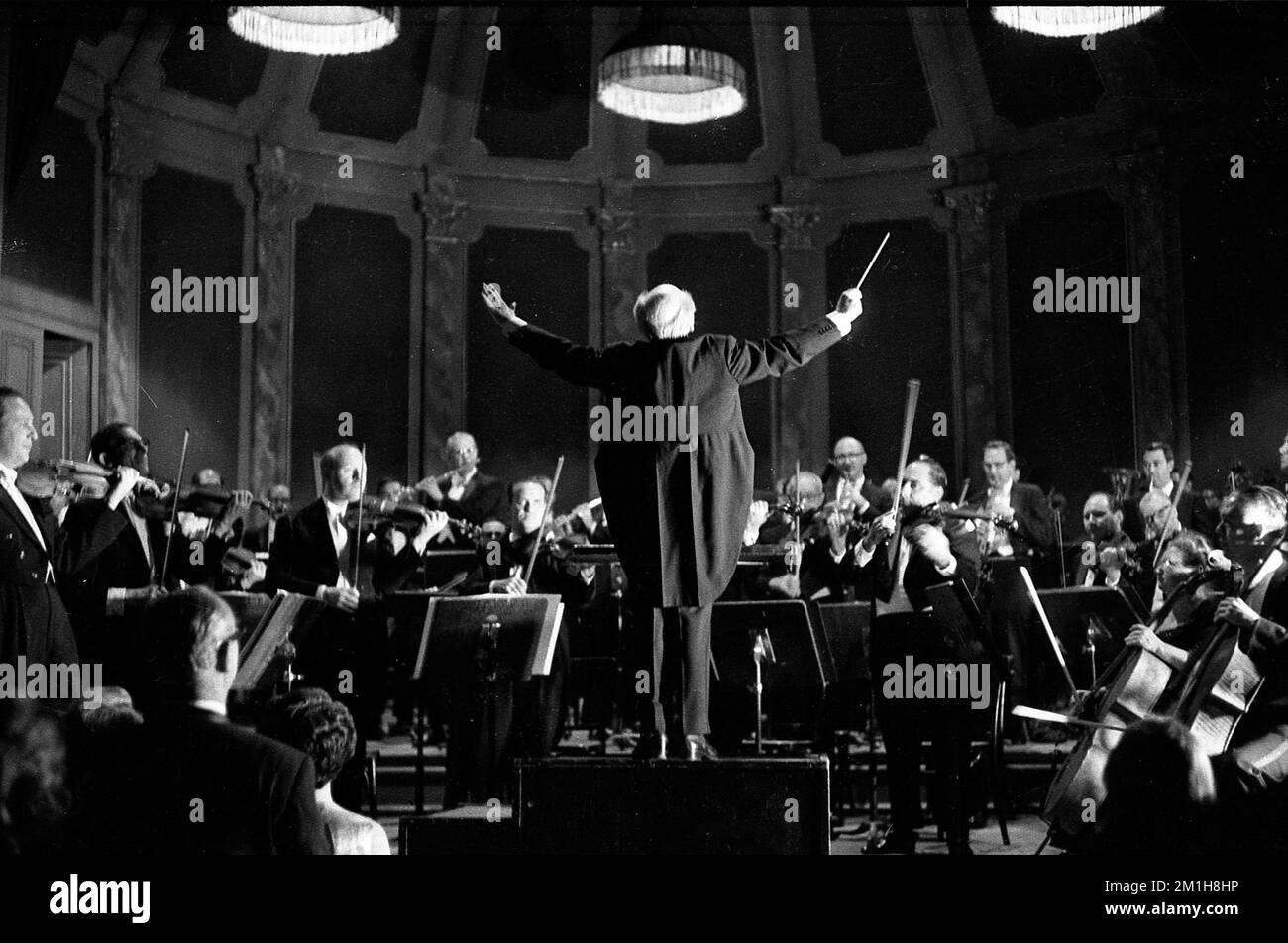 Eugene Ormandy conducts the Philadelphia Orchestra at the Teatro Colón ...