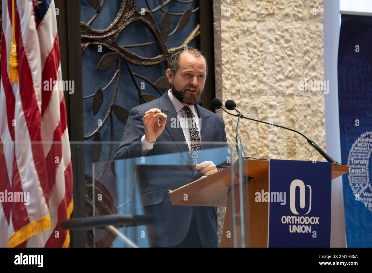 New York, USA. 12th Dec, 2022. Maury Litwack speaks during meeting with ...