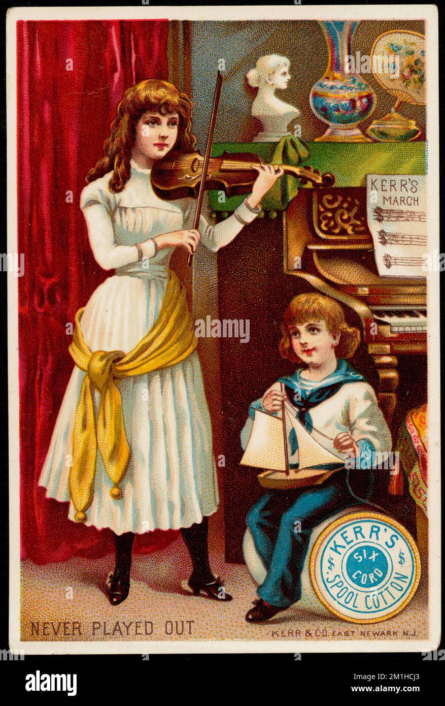 Violins and pianos hi-res stock photography and images - Alamy