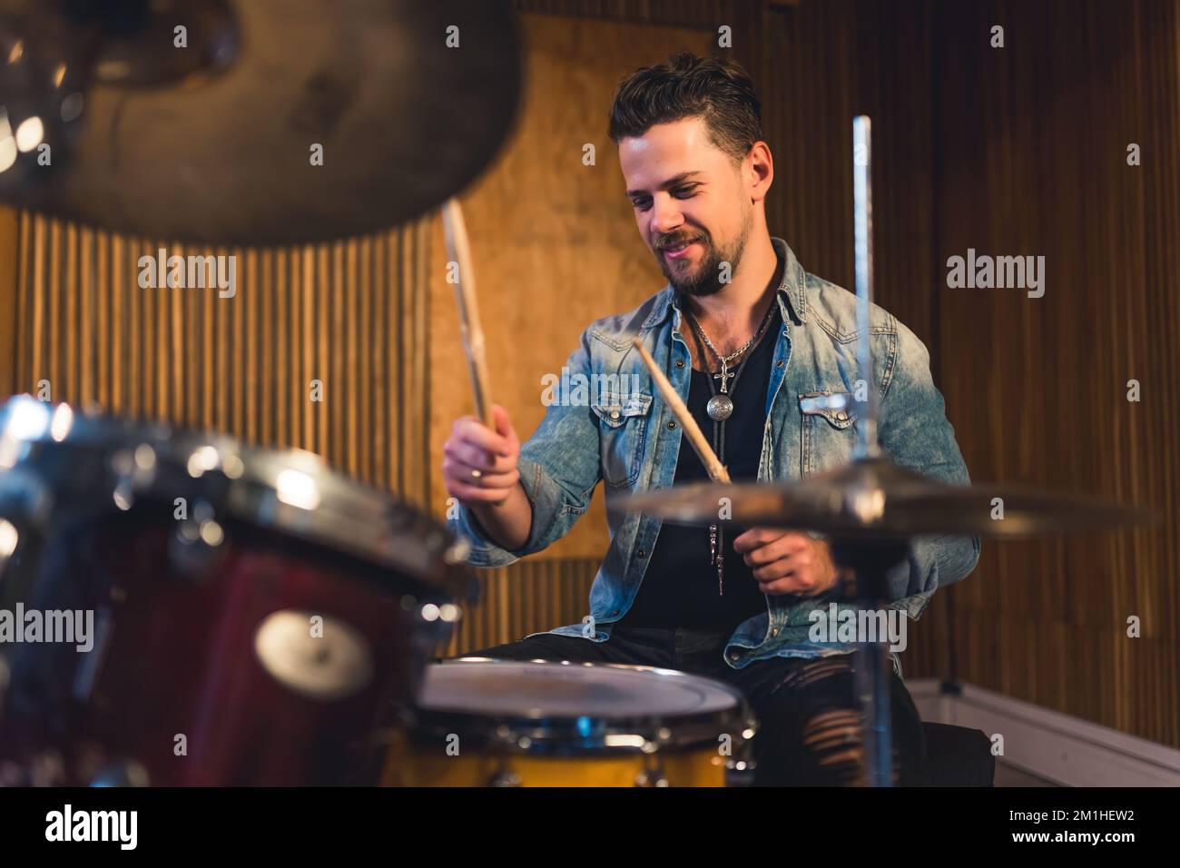 Hand percussion hi-res stock photography and images - Alamy