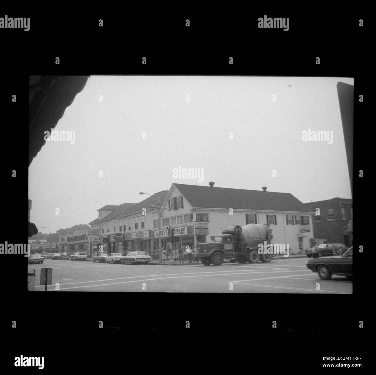 1004 Great Plain Ave , Cities & towns, Commercial facilities ...