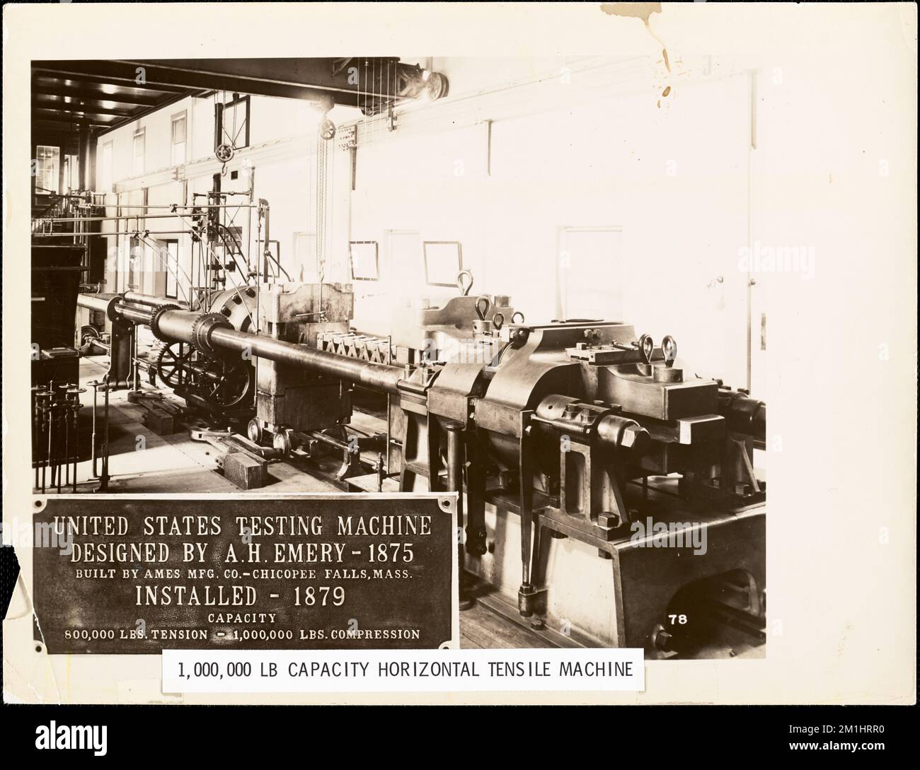 Tensile testing machine hi-res stock photography and images - Alamy