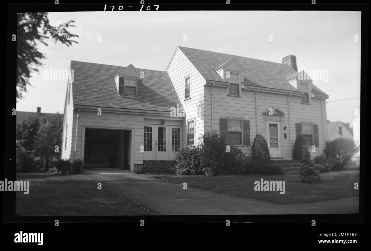 New england victorian houses Black and White Stock Photos & Images - Alamy
