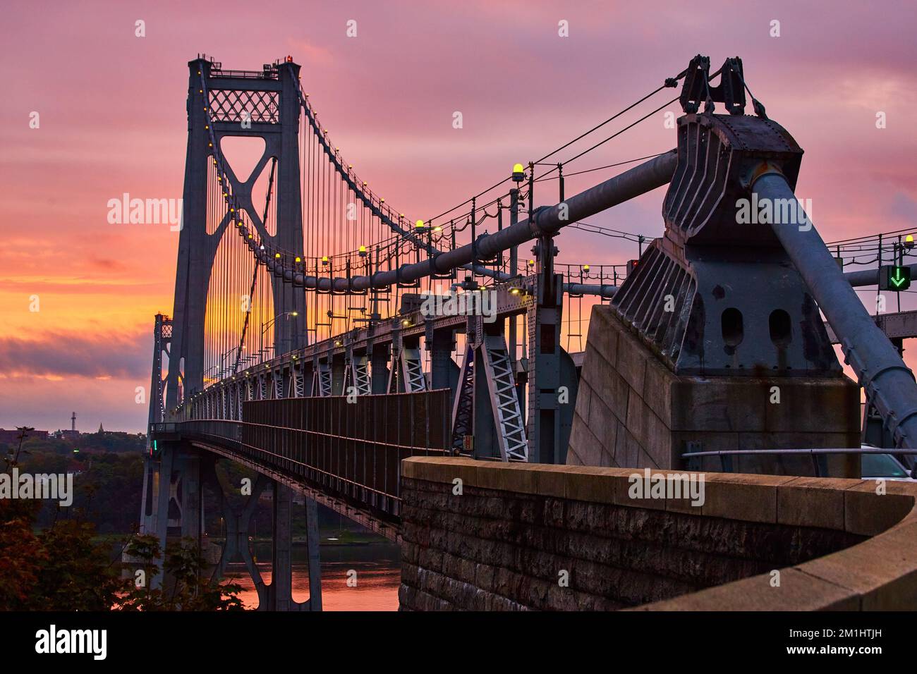 Golden gate bridge base of tower water hi-res stock photography and ...