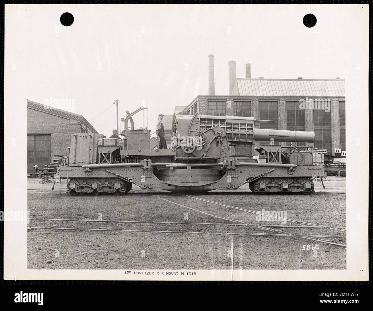 12 howitzer hi-res stock photography and images - Alamy