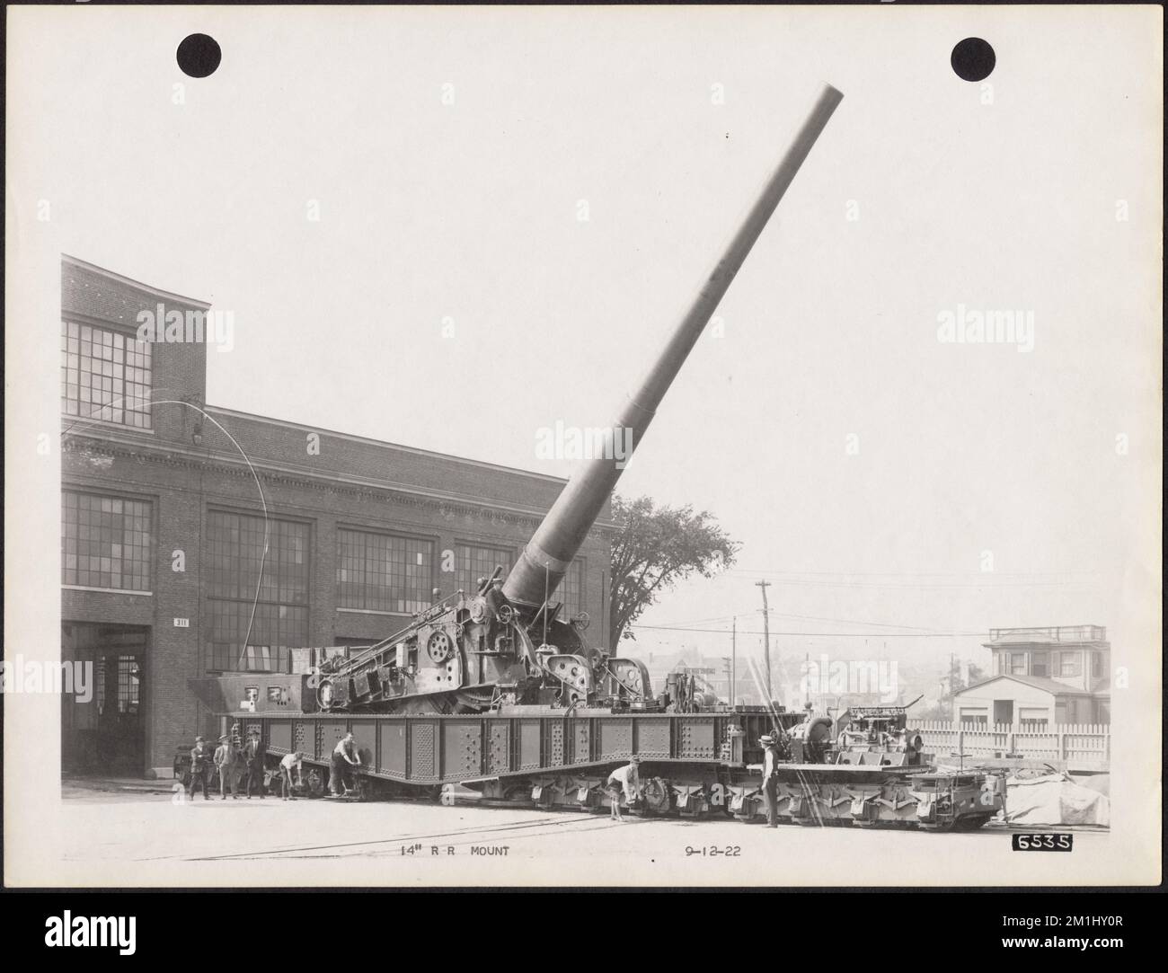 14' RR mount , Armories, Ordnance industry, Arms & armament. Records of ...