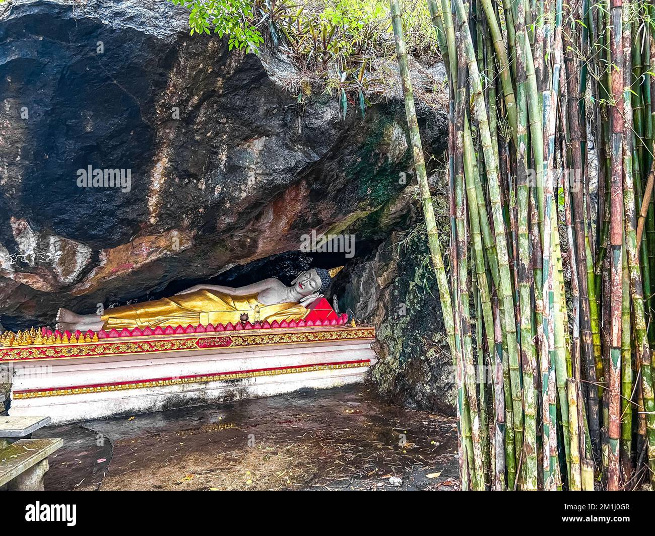 Wat khao aor hi-res stock photography and images - Alamy
