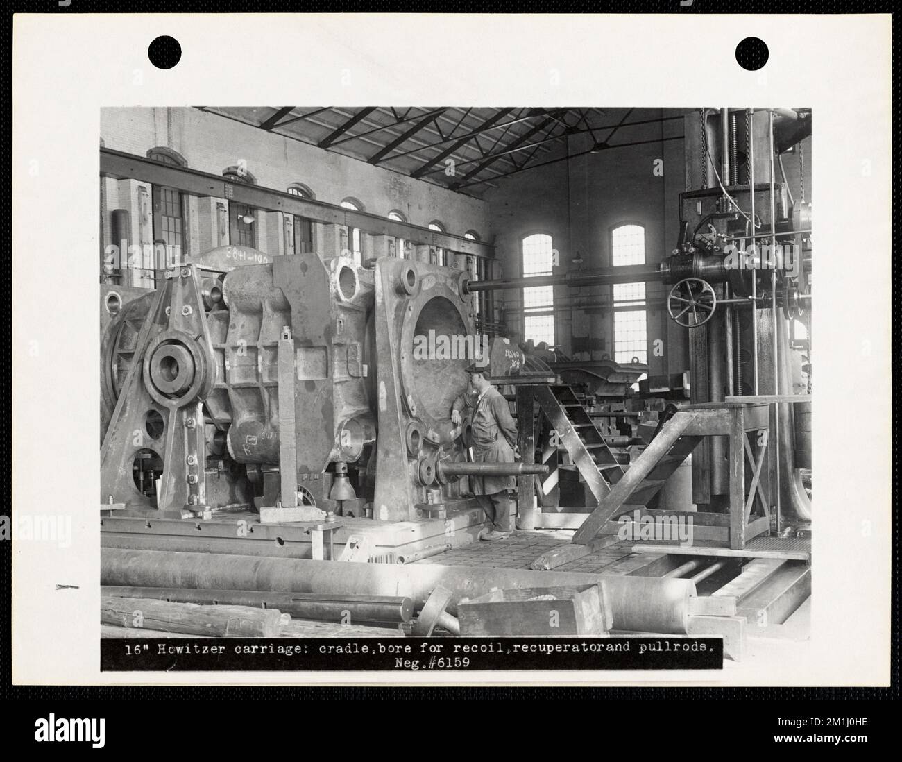 16' Howitzer carriage, caradle, bore for recoil, recuperator and pull ...