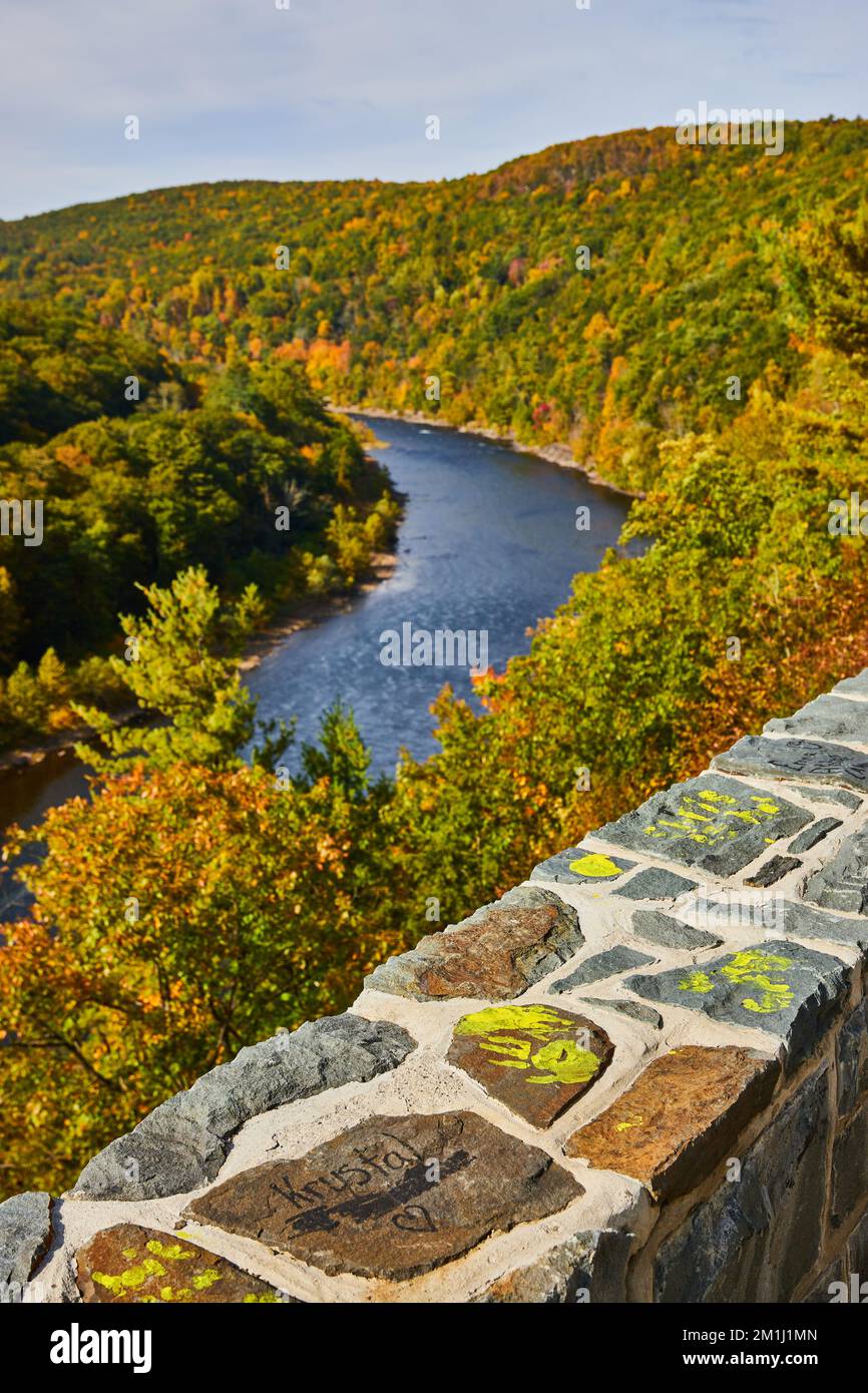 Stone wall with fall color hi-res stock photography and images - Alamy