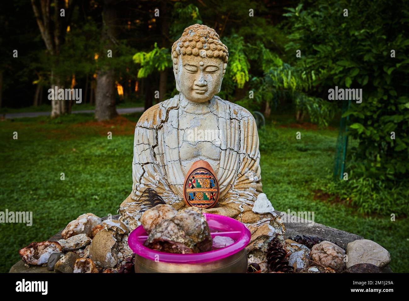 Zen and meditate at Tibetan Mongolian Buddhist statue Stock Photo - Alamy
