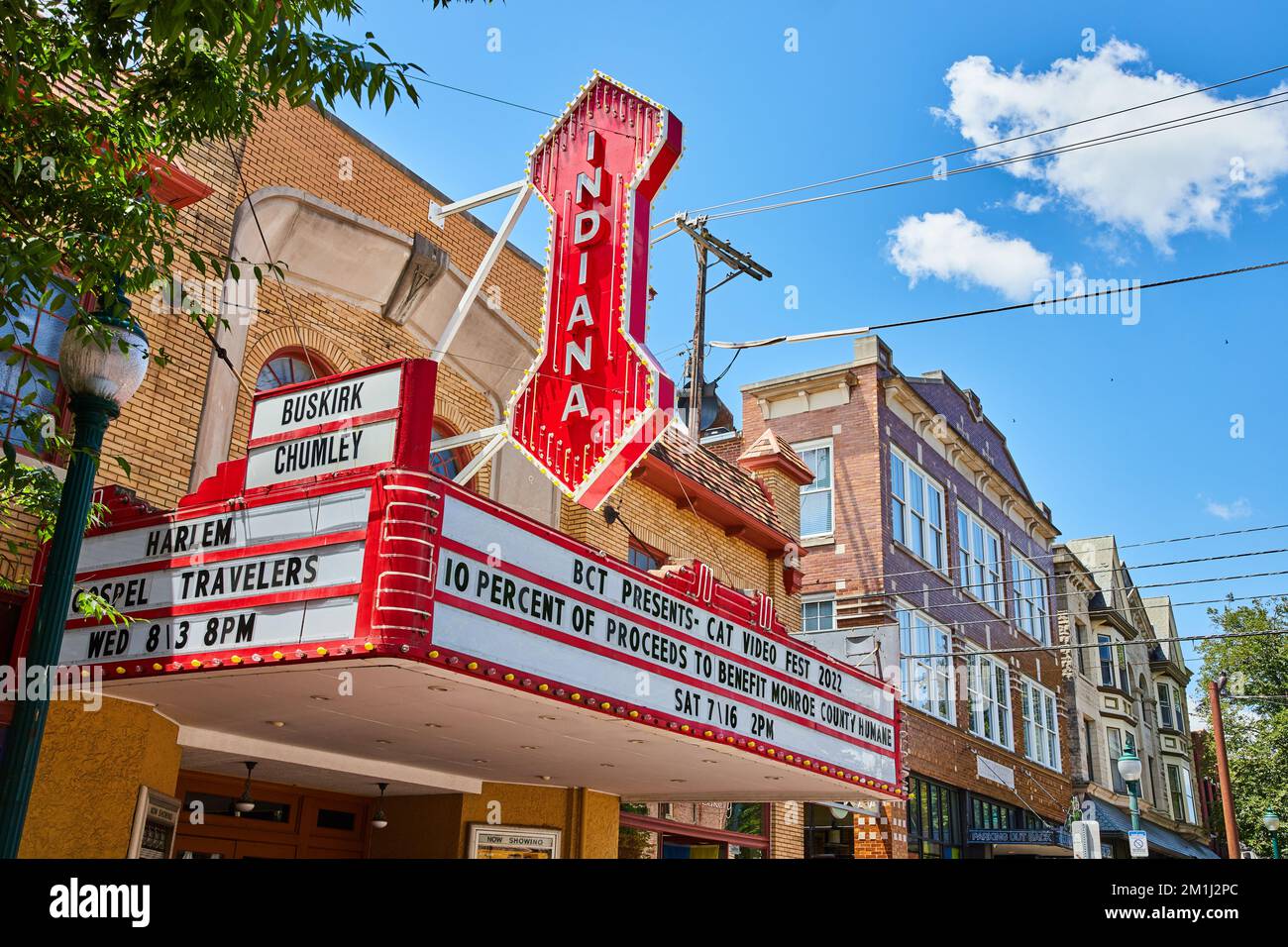 Tower theater historic cinema building hi-res stock photography and ...