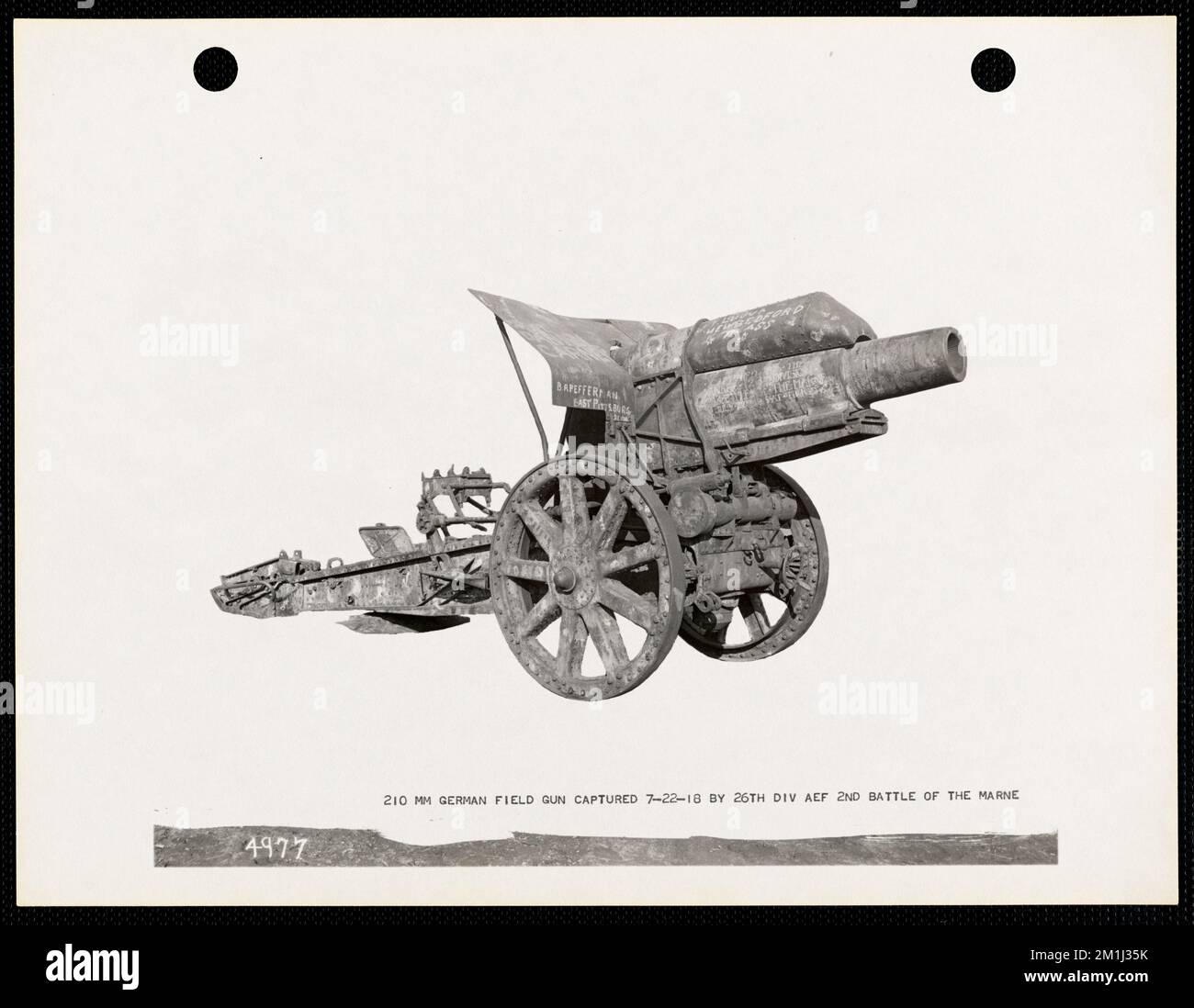 210mm german gun hi-res stock photography and images - Alamy