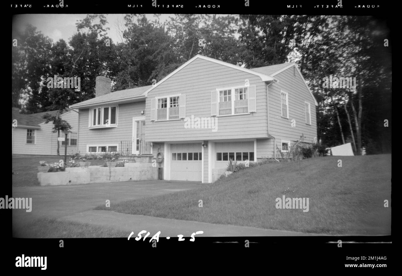 25 Helen Road , Houses. Needham Building Collection Stock Photo - Alamy
