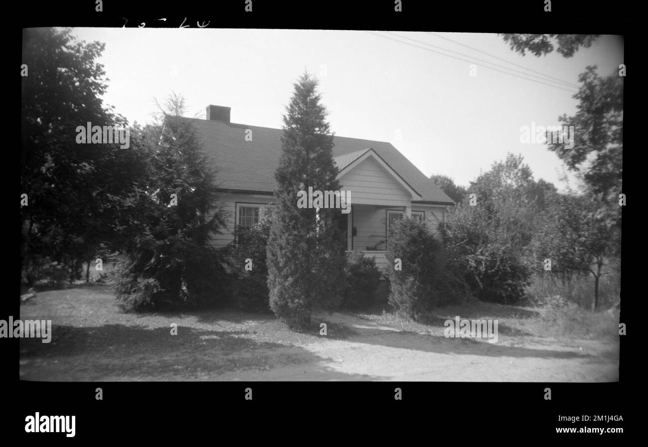 26 Cross Street , Houses. Needham Building Collection Stock Photo - Alamy
