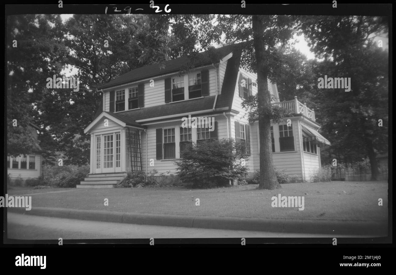 26 Gordon Rd , Houses. Needham Building Collection Stock Photo - Alamy