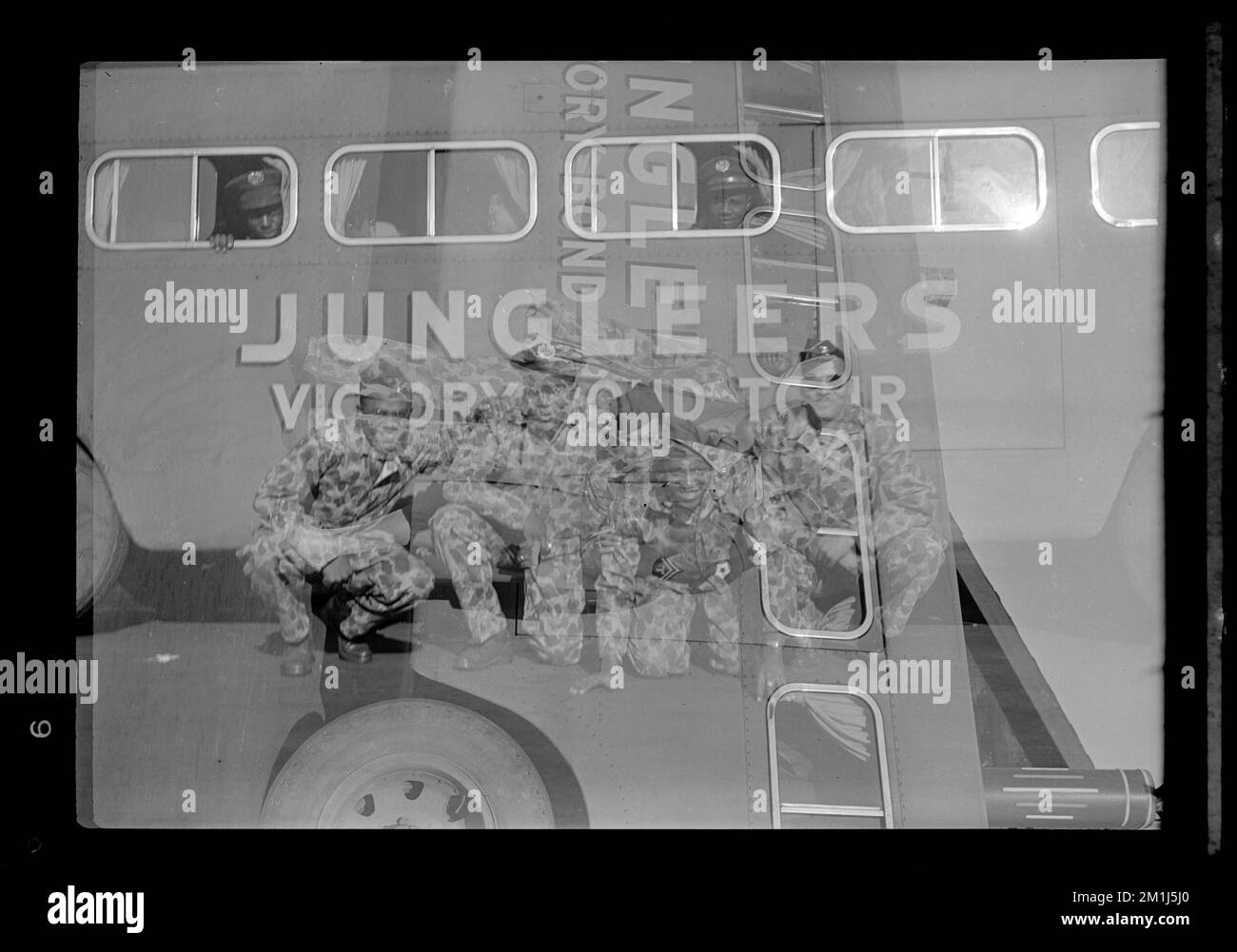 299th Army Ground Forces Band, 'Jungleers' , Soldiers, Military bands ...