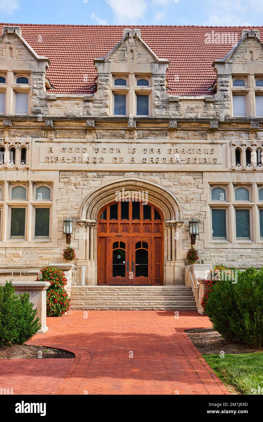 Indiana university building hi-res stock photography and images - Alamy