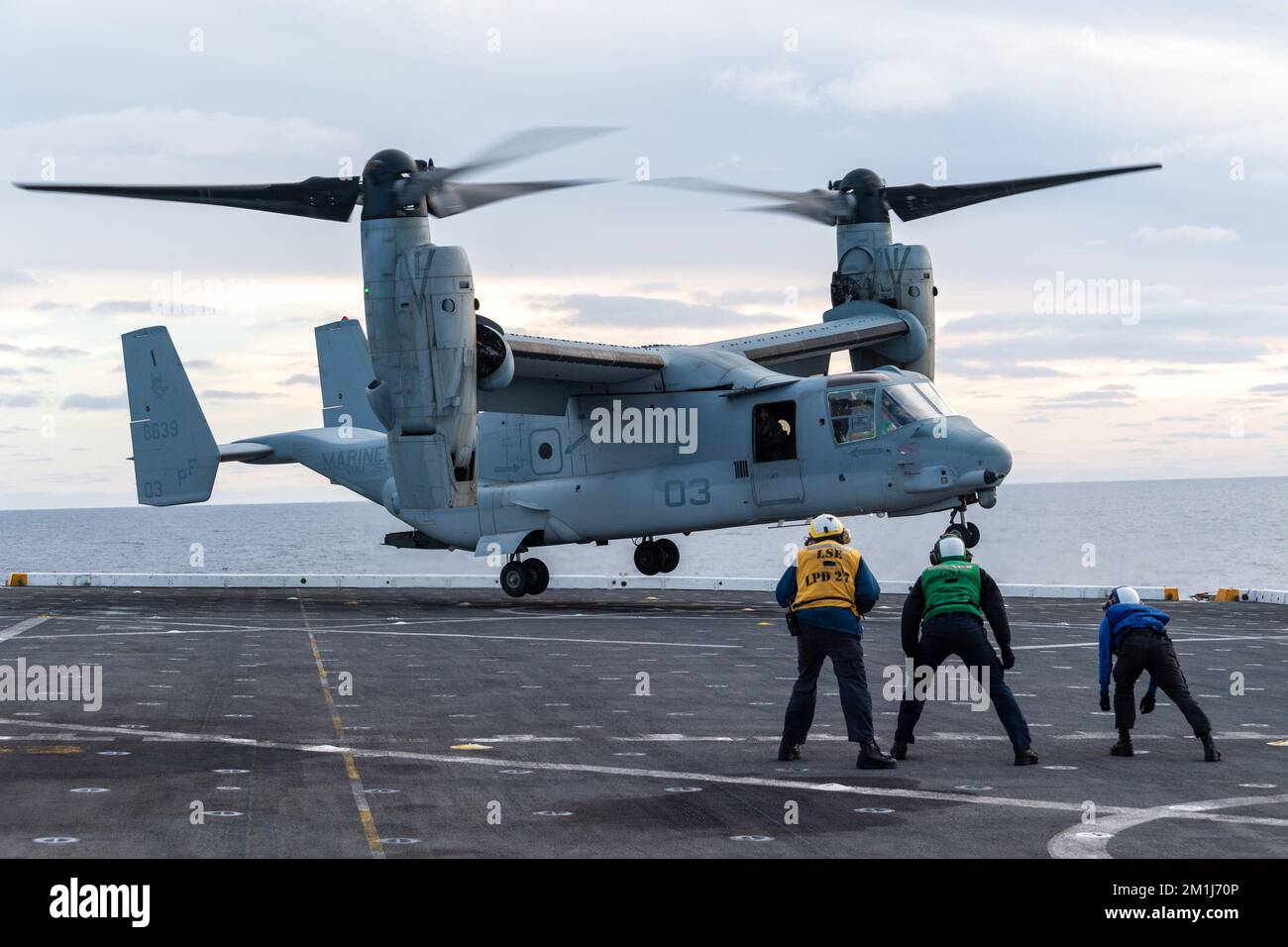 221210-N-VQ947-1112 PACIFIC OCEAN (Dec. 10, 2022) — A U.S. Marine Corps ...