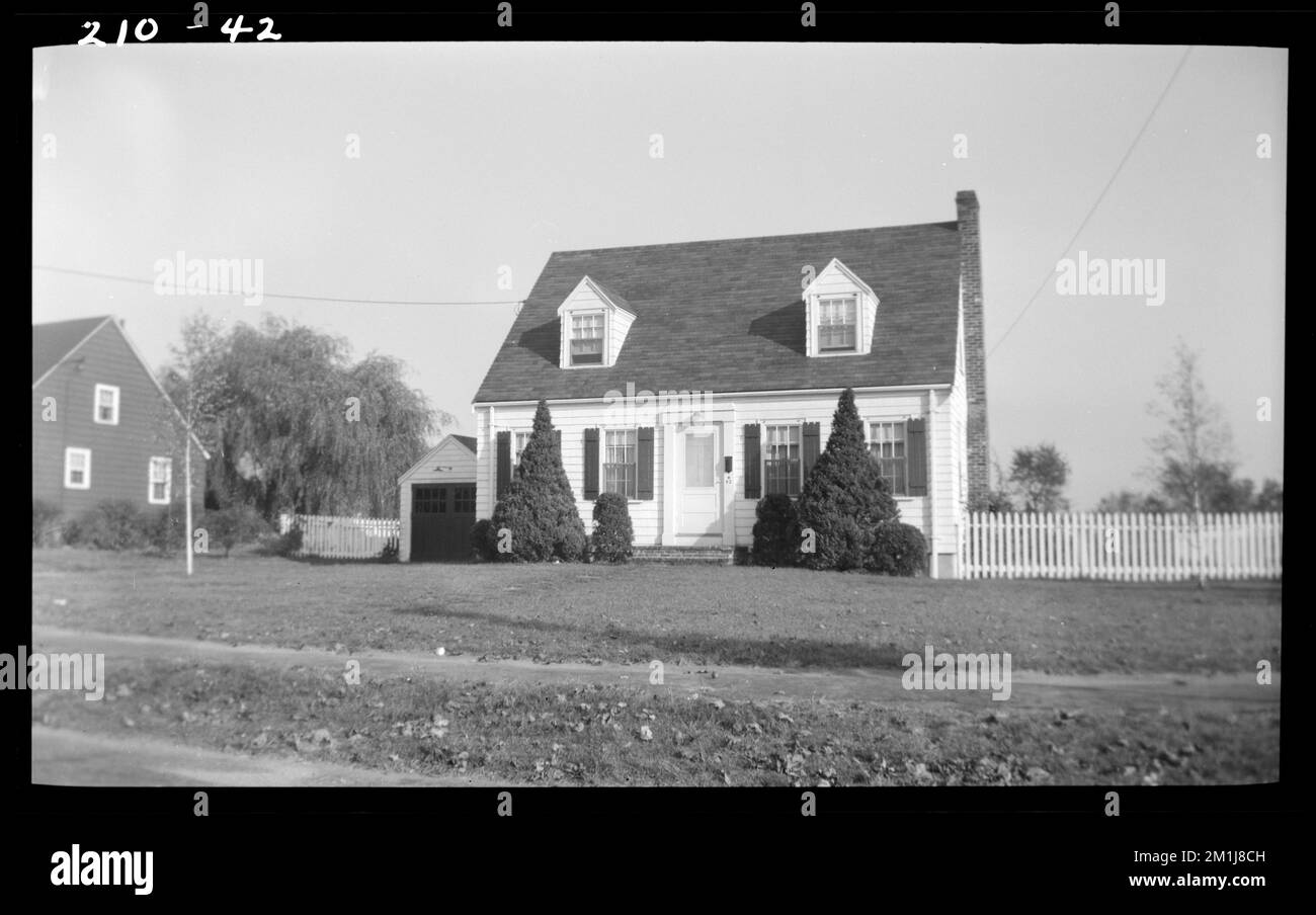 42 Mayflower Rd , Houses. Needham Building Collection Stock Photo - Alamy