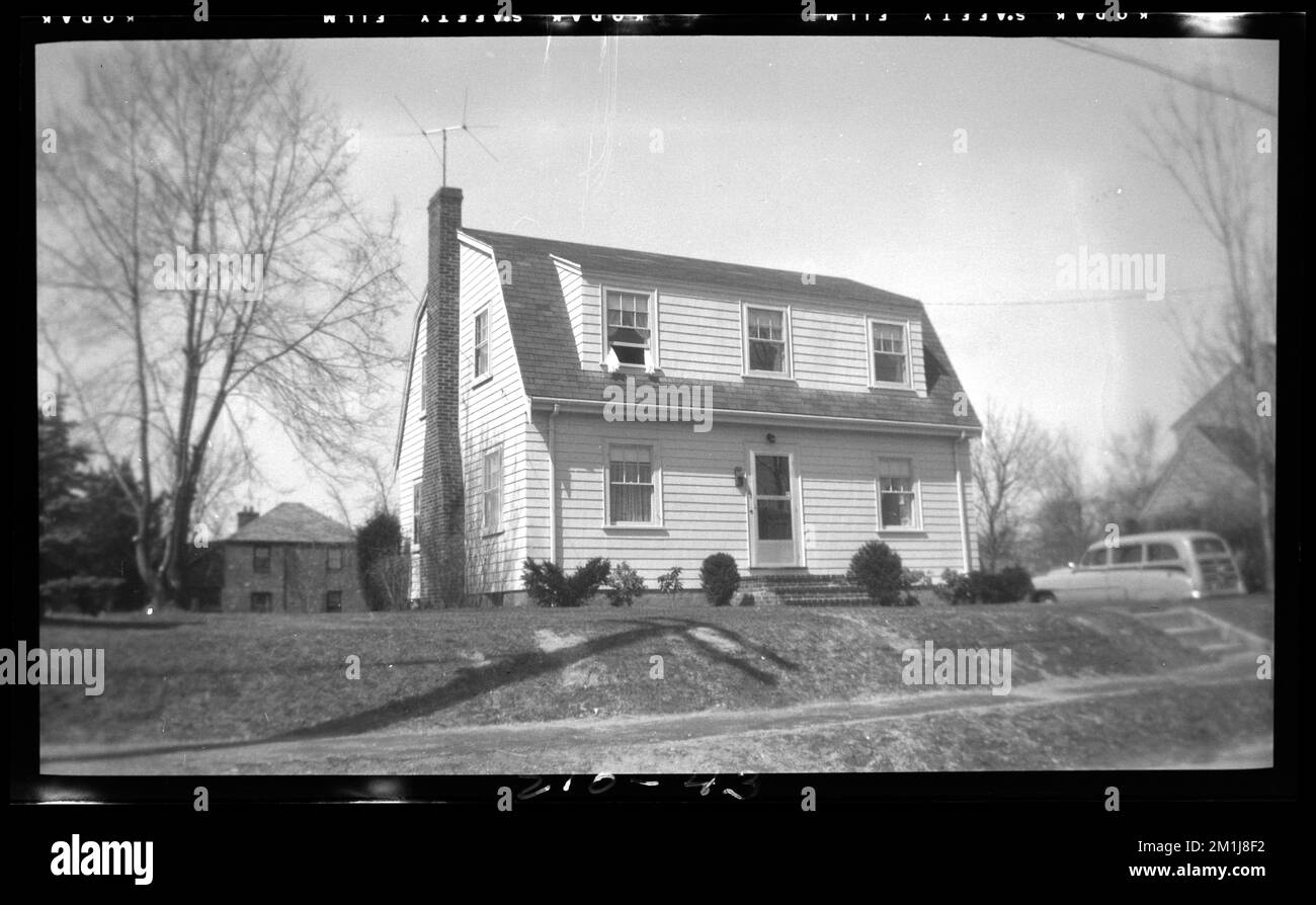 43 Mayflower Rd , Houses. Needham Building Collection Stock Photo - Alamy
