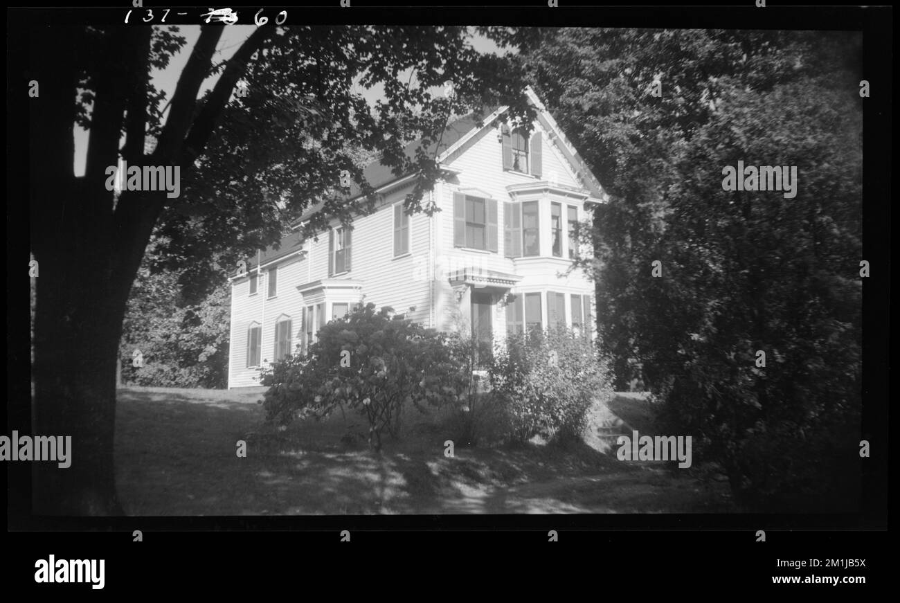 60 Greendale Ave , Houses. Needham Building Collection Stock Photo - Alamy