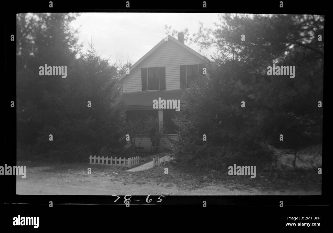 65 Curve Street , Houses. Needham Building Collection Stock Photo - Alamy