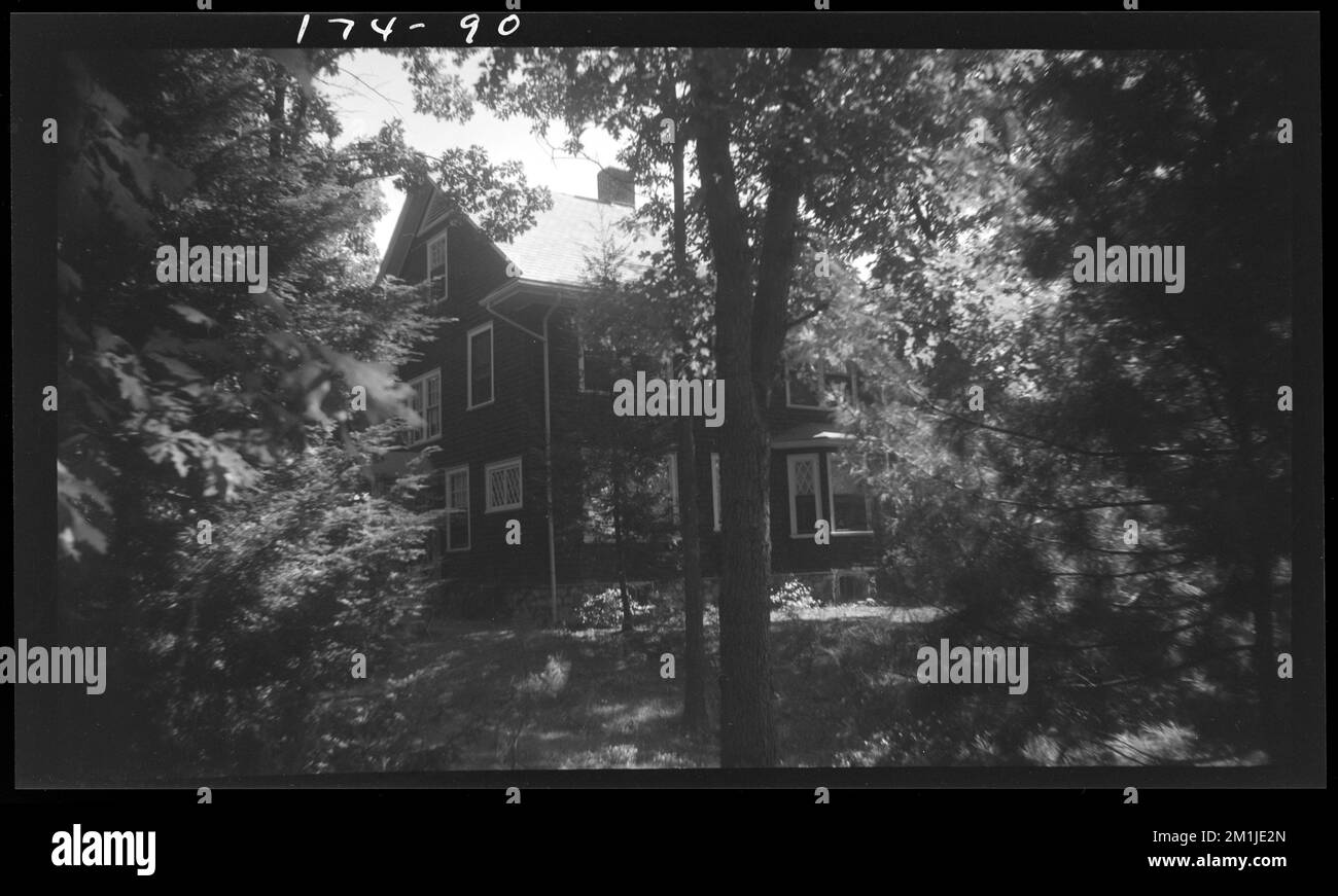 90 Hunnewell St , Houses. Needham Building Collection Stock Photo - Alamy