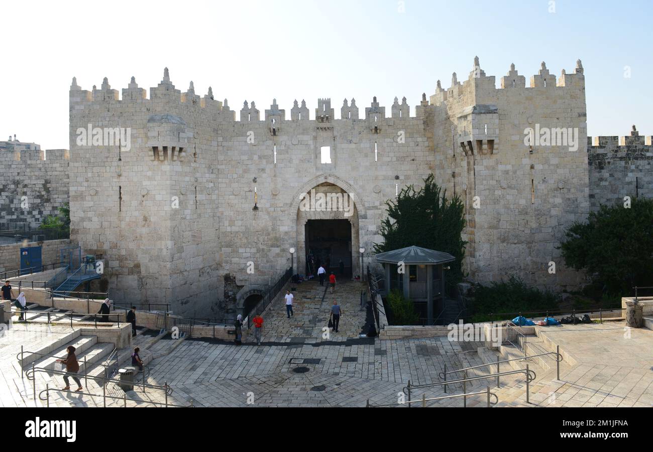 The 16th century Damascus gate in the old city of Jerusalem Stock Photo ...