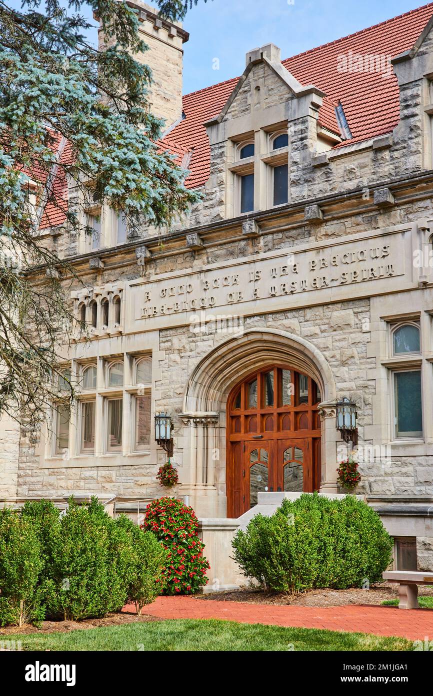Indiana University limestone architecture of Franklin Hall Stock Photo ...