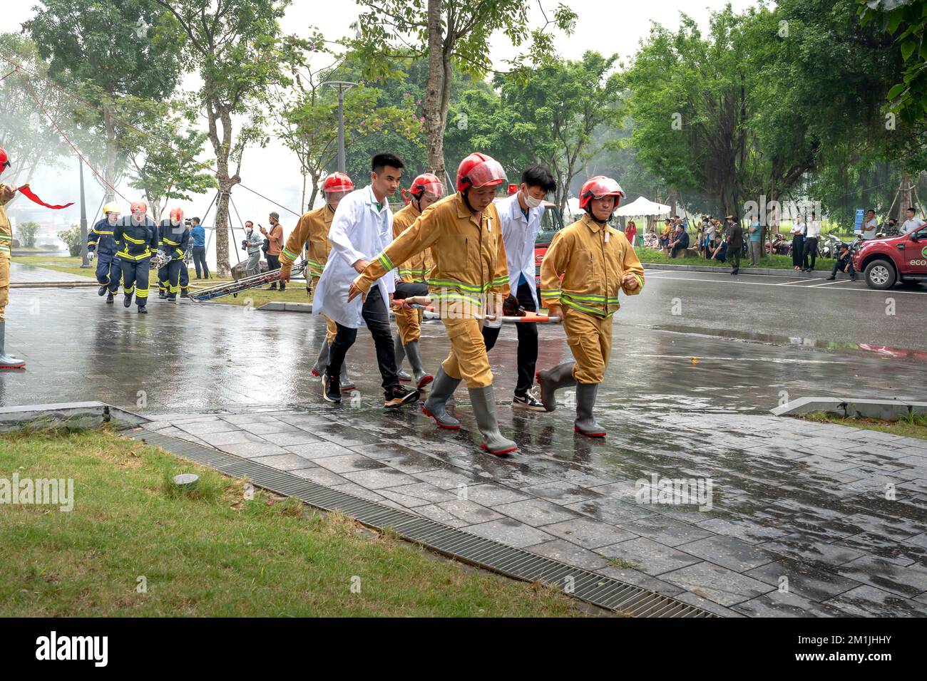 Vietnam gas mask hi-res stock photography and images - Alamy